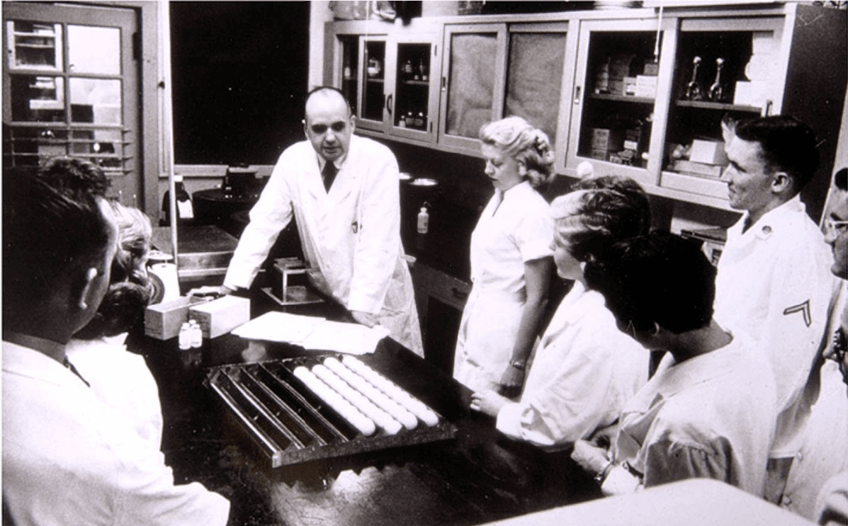 Usted conoce a MAURICE HILLEMAN ? | Diariodeciencias.com.ar